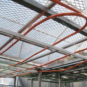 Heating Greenhouse Bench